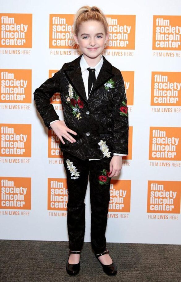 Mckenna Grace Height Weight Shoe Size Body Measurements Family ...